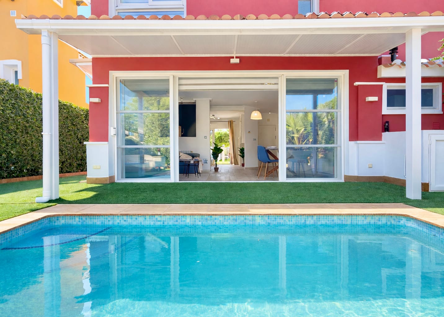 4 Bedroom Villa for Sale in Mar Menor Golf Resort with Private Pool